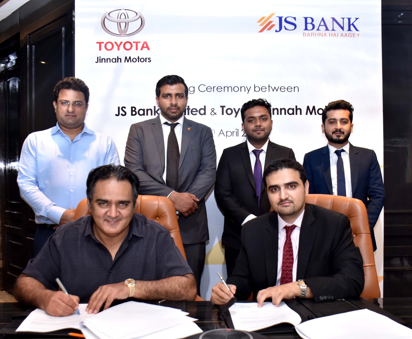 JS Bank and Toyota Jinnah Motors Join Hands To Offer Fast Track Vehicle ...